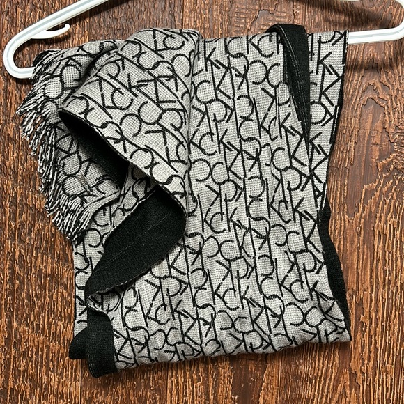 Calvin Klein | Accessories | Calvin Klein Scarf | Poshmark